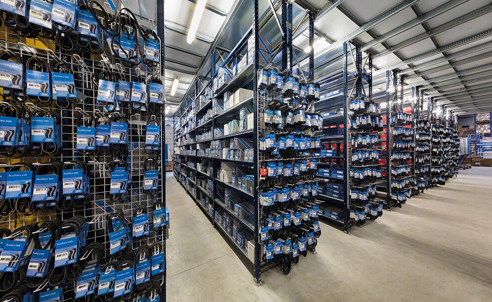 Automotive warehouse store